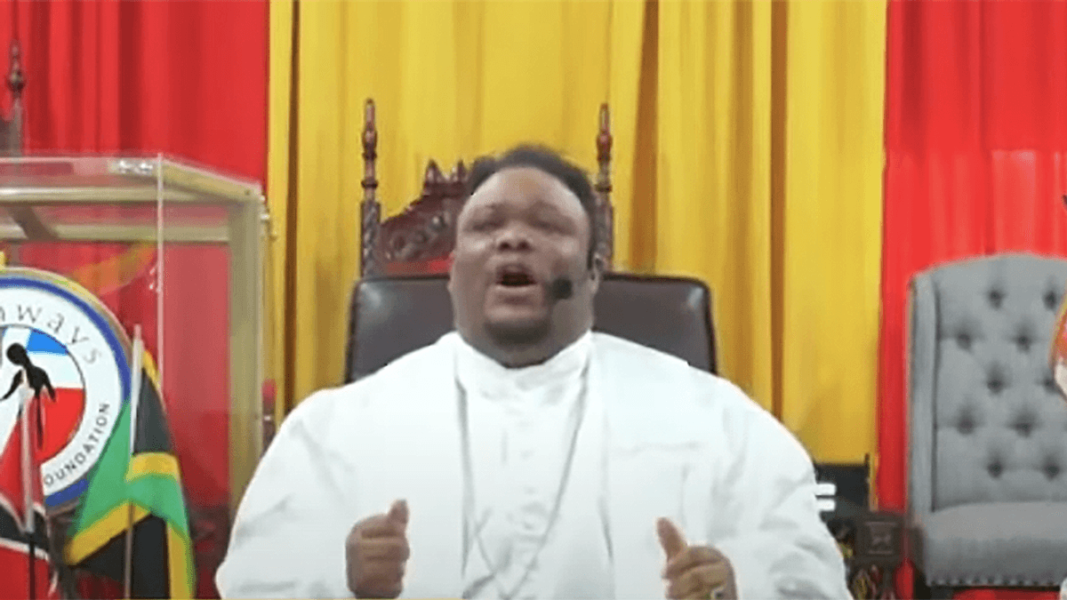 Cult leader dies on the way to court appearance for alleged human ...