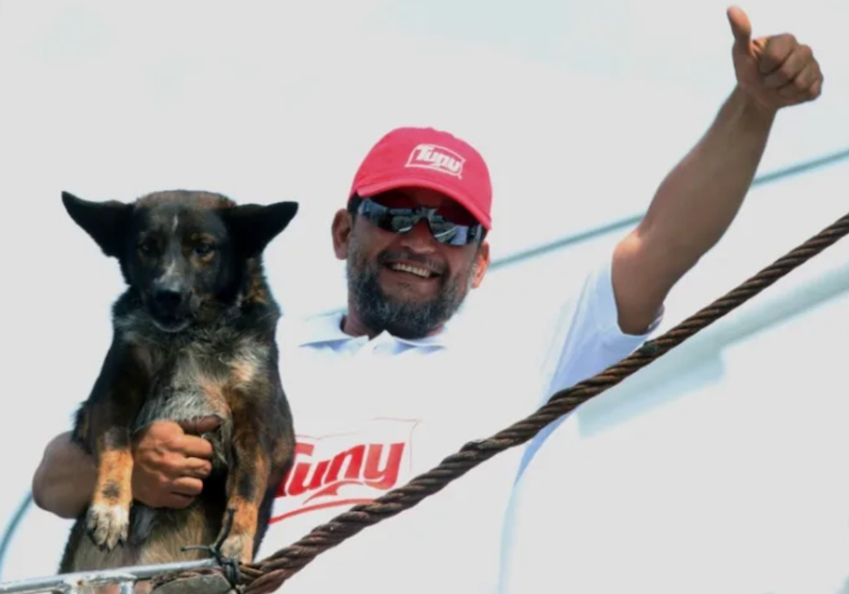 Rescued Australian castaway leaving canine companion in Mexico - Raw Story