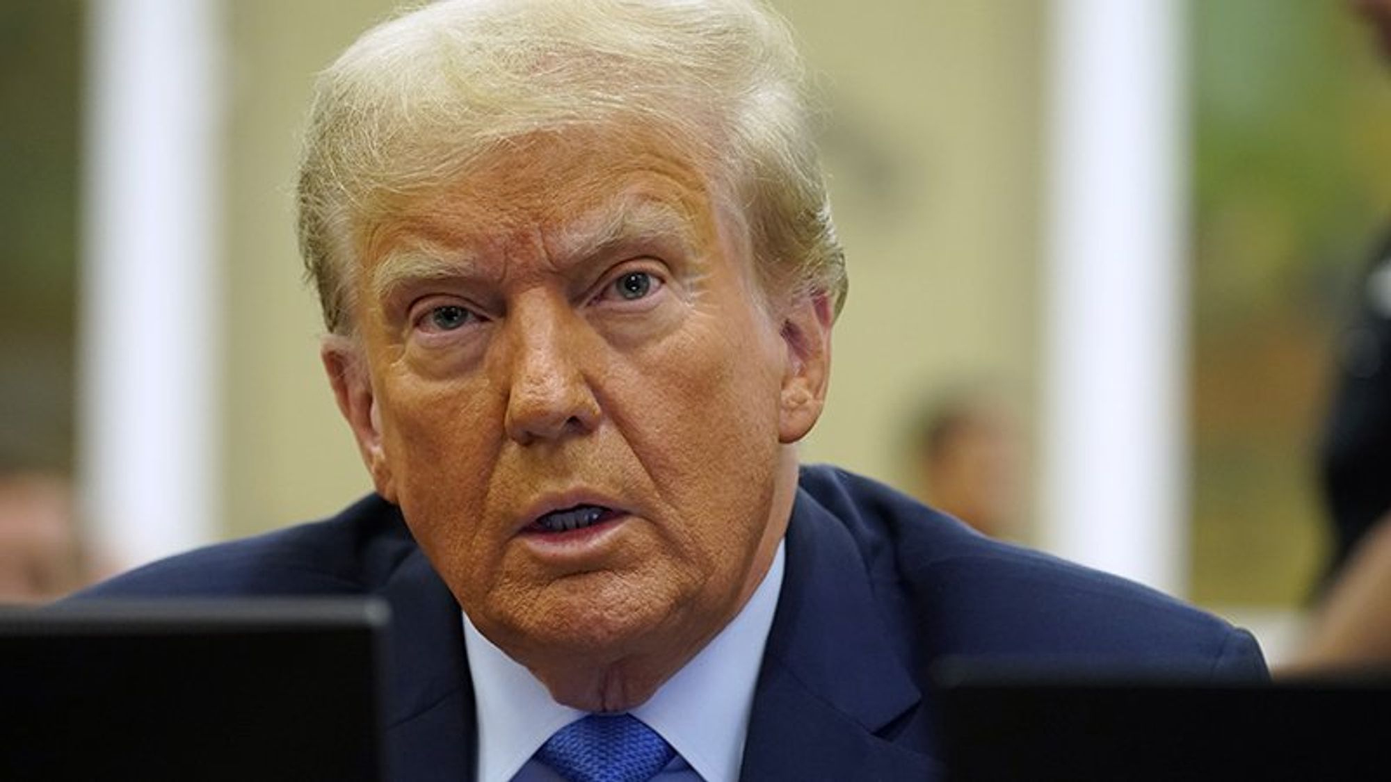 'Ranting lunatic' Trump has 'mental gaffes of his own': Bob Costas to ...