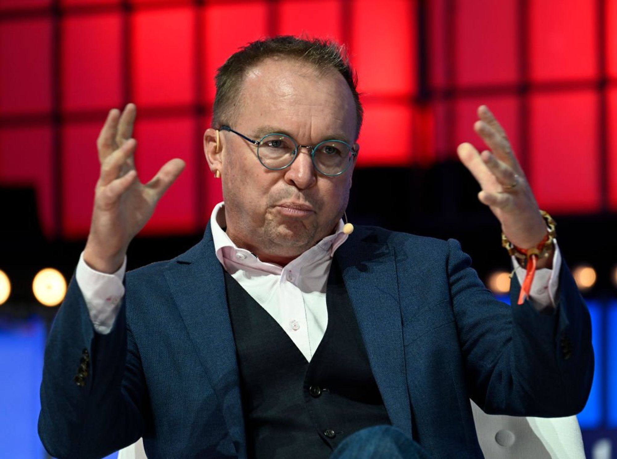 'Shameless corporate shill' Mick Mulvaney blasted by government ...