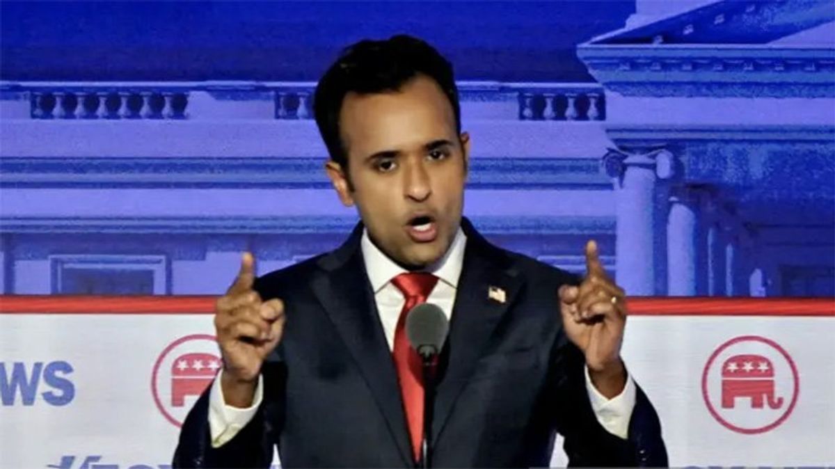 Trump's GOP opponents are in an 'arms race' to out-extreme each other ...