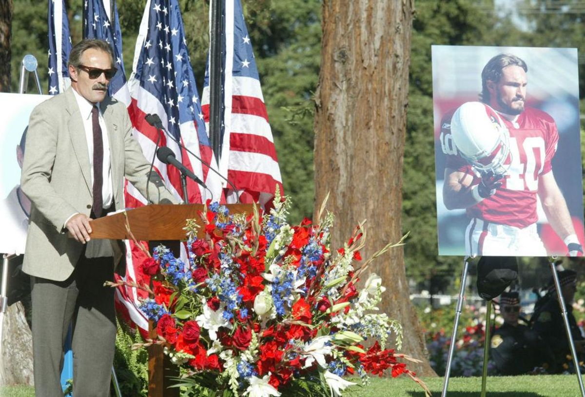 Critics decry NFL for 'hijacking the Pat Tillman Story' during Super ...