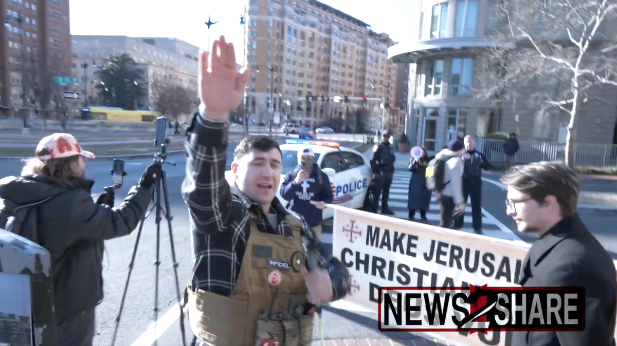GOP Senate contender throws Nazi salute at anti-Israel protest: video ...