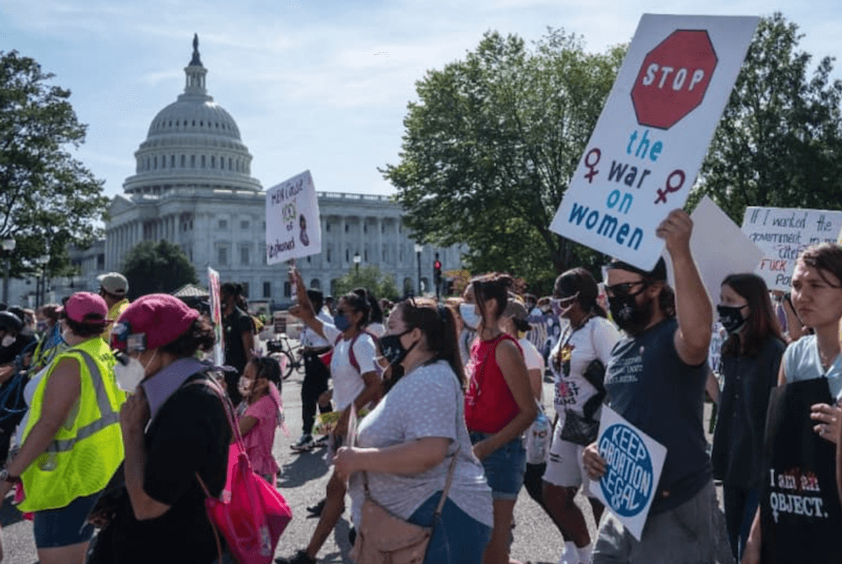 Tens of thousands march for US abortion rights - Raw Story