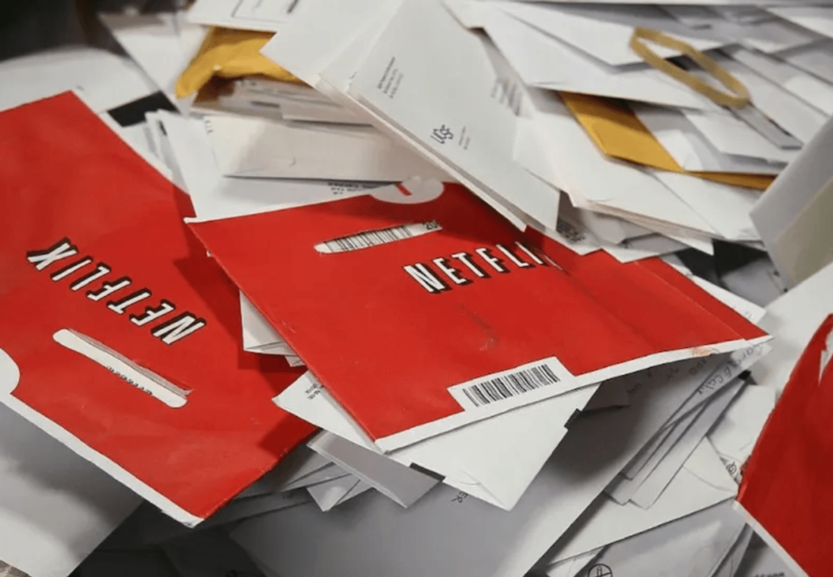 No more red envelopes: Netflix ejects DVD service - Raw Story