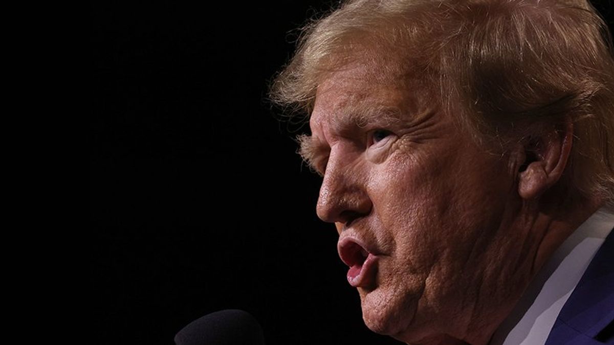 'Empty seats all over the arena': Trump busted for moving rallies to ...