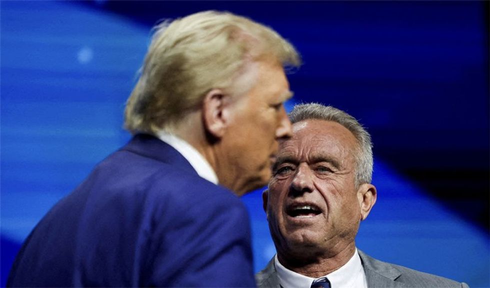 Robert F Kennedy Jr Misreports Over 500000 In Income In Financial Disclosures News Minimalist 