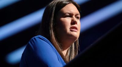 ARK Sarah Huck Sanders 'Real women don't have to fake it' ad leads to ...