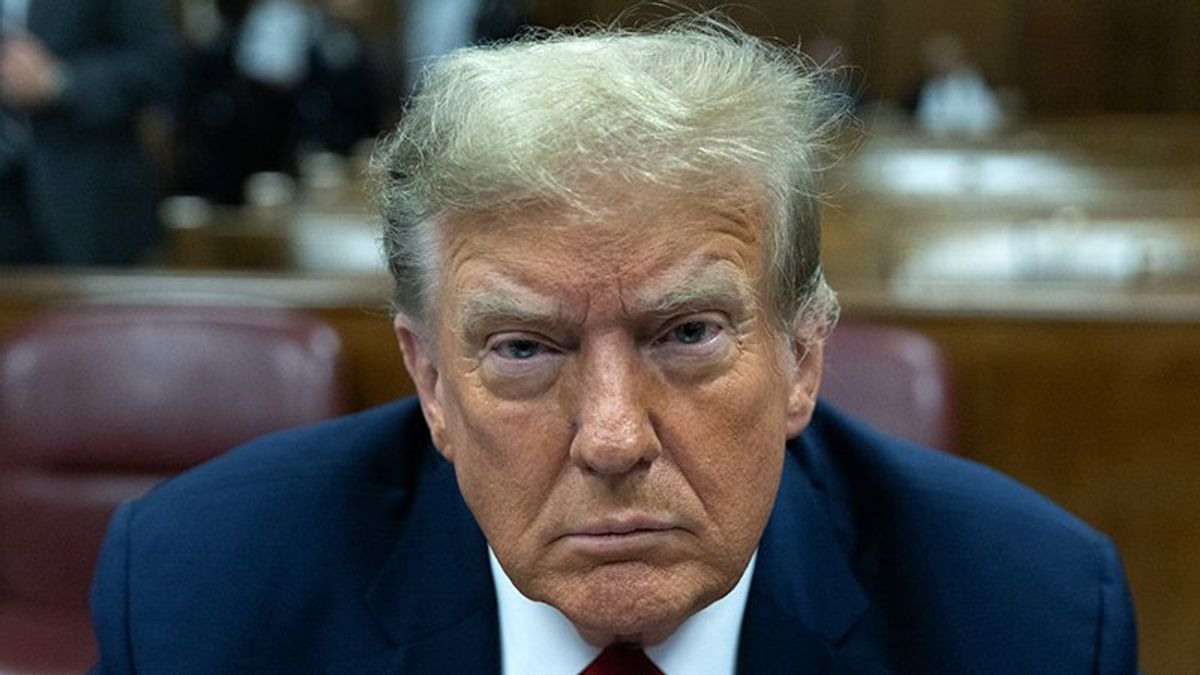 'History-making gaffe': Observers stunned after Trump trashes key swing ...