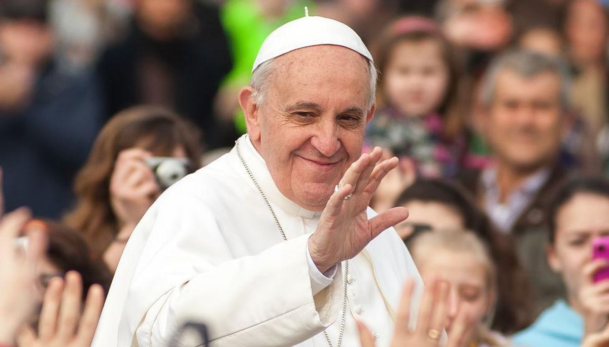 Pope thanks US priest for LGBTQ outreach in timely image lift - Raw Story