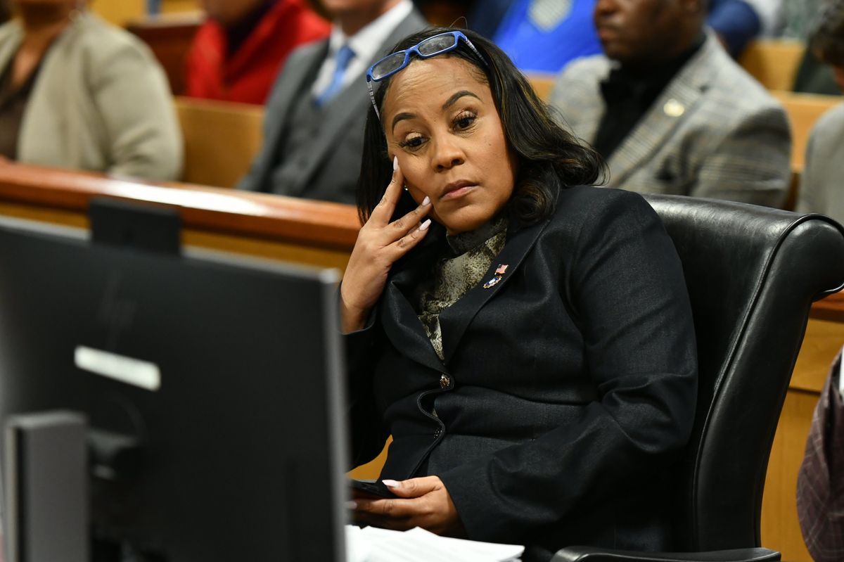 Trump co-defendant asks GA judge to hear new rumors for Fani Willis ...