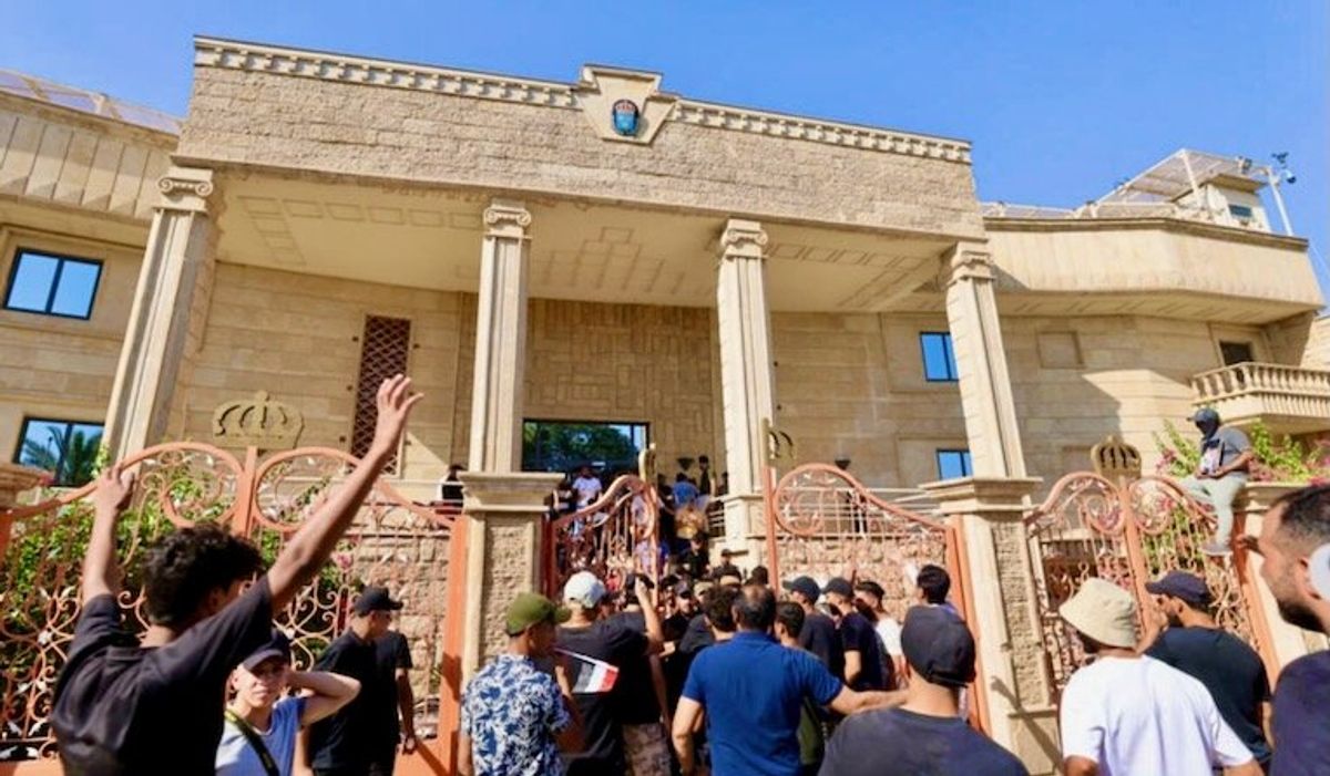 Iraqis storm Sweden's embassy as Muslim world denounces Koran burning ...