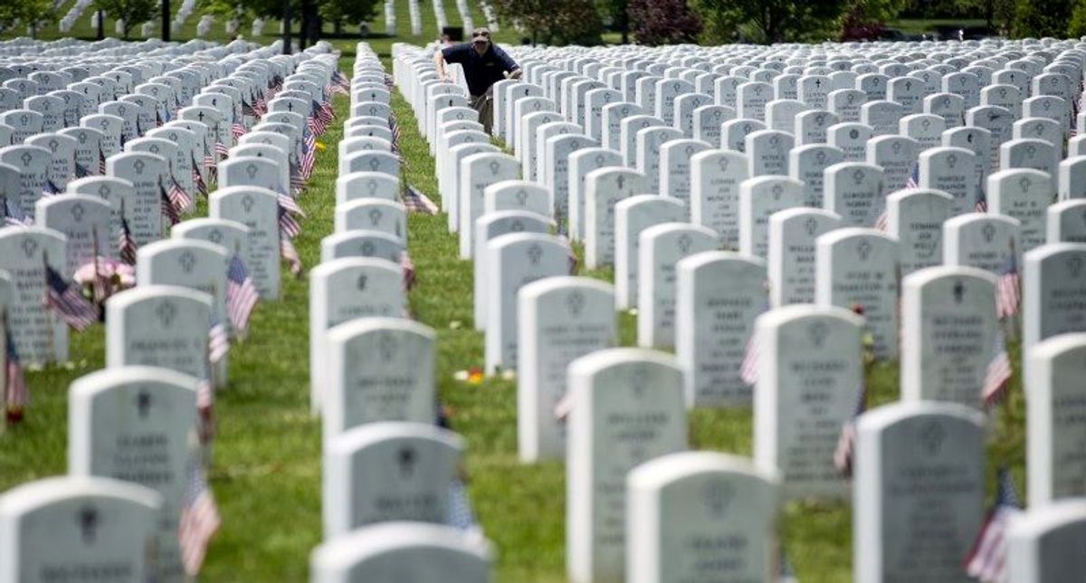 US sailor killed at Pearl Harbor finally laid to rest - Raw Story