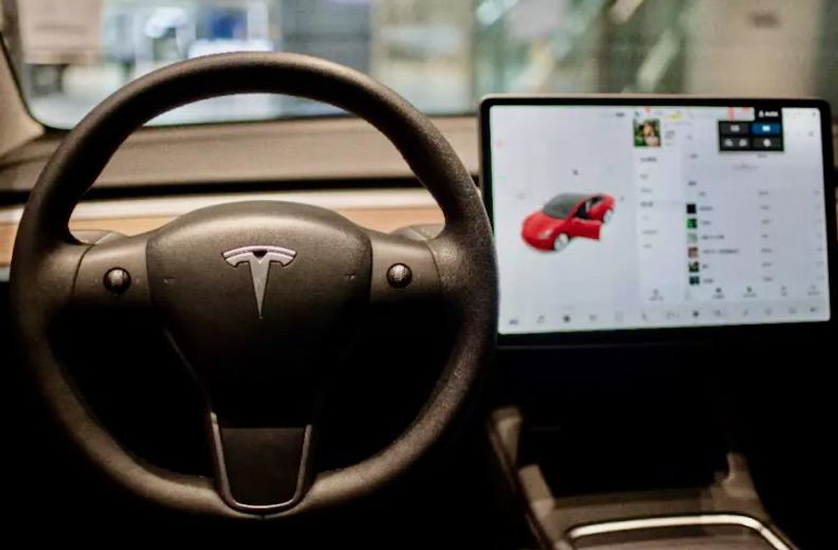 Tesla, after probe, deactivates video games in moving cars - Raw Story
