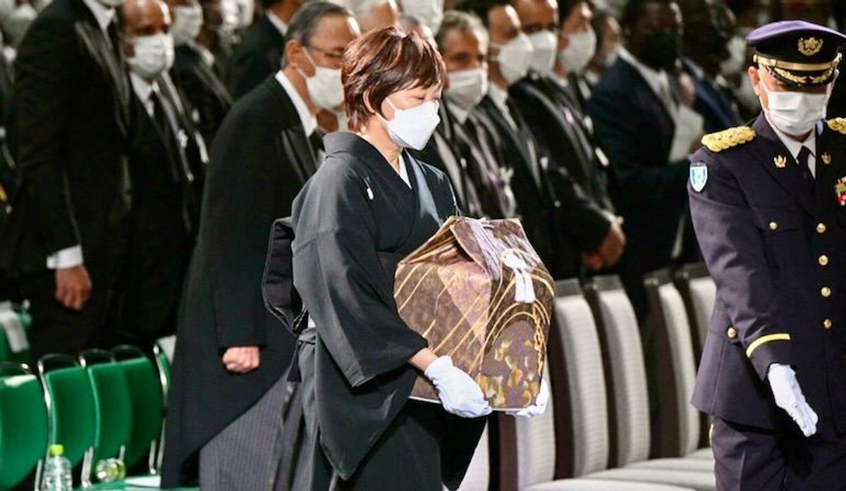 Japan honors assassinated ex-PM Abe at controversial state funeral ...